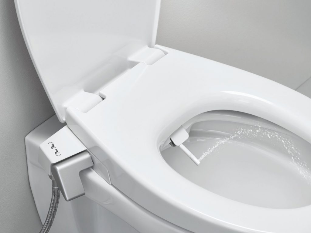 How to Use a Bidet Without Making a Mess [2023] JustBidet